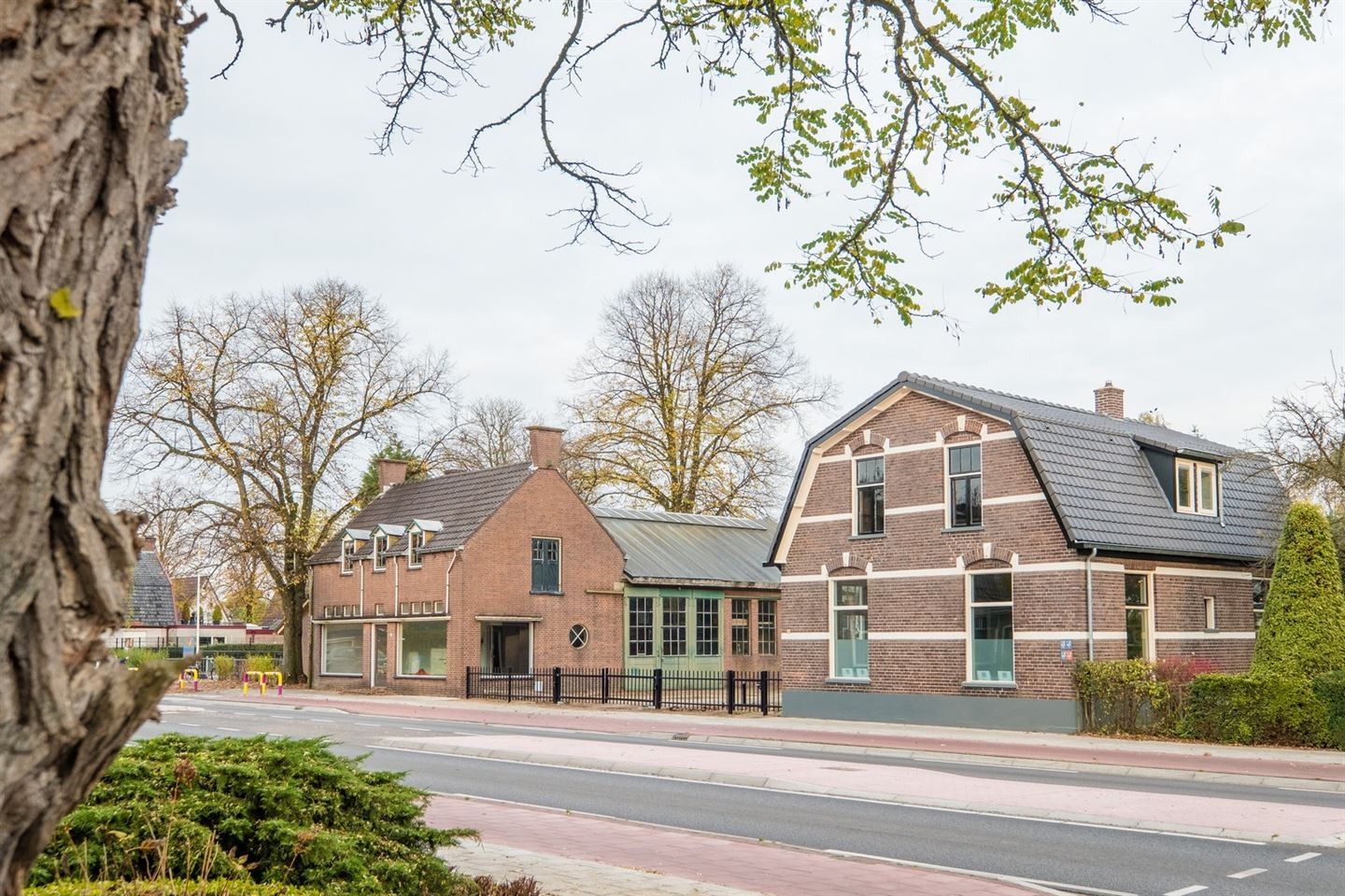 Hoofdstraat 159 in Epe - Winkel met showroom huren