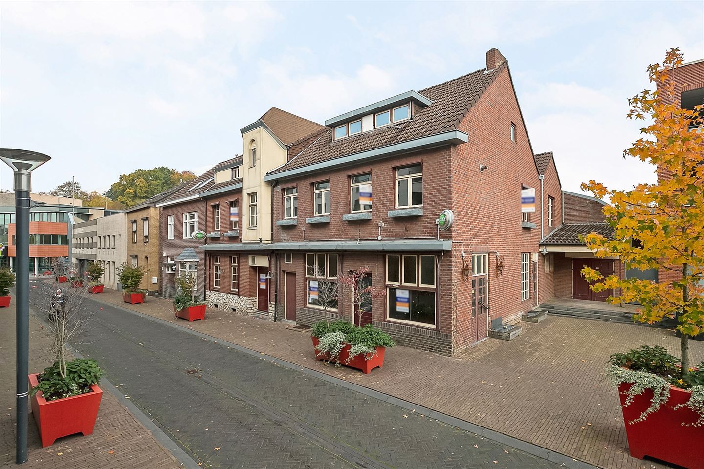 Marktstraat 6 Simpelveld - Bedrijfsruimte huren