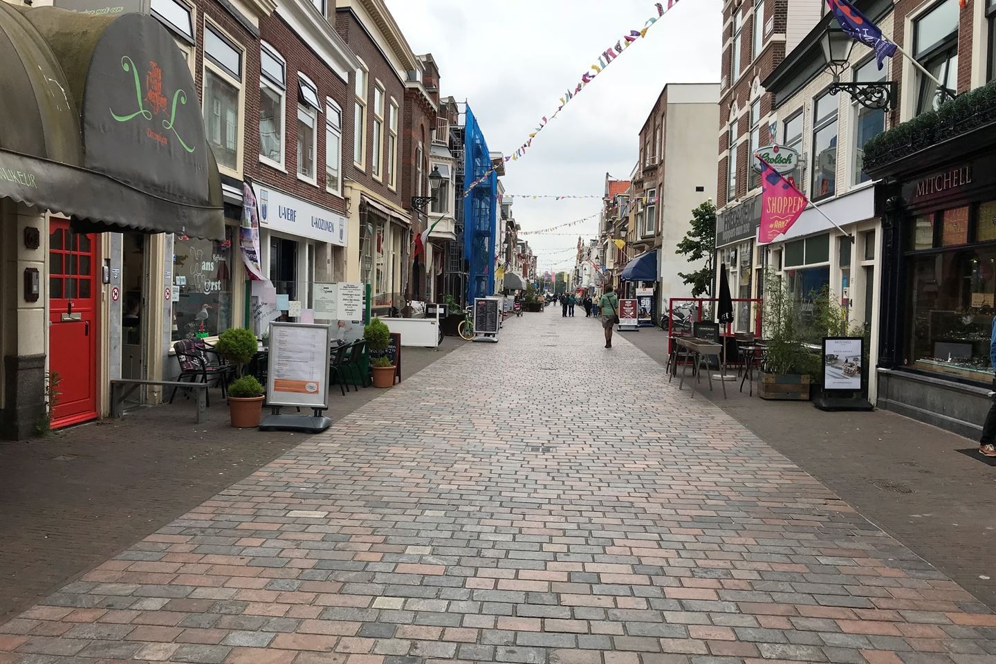 Keizerstraat 148 in Den Haag - Winkelruimte huren