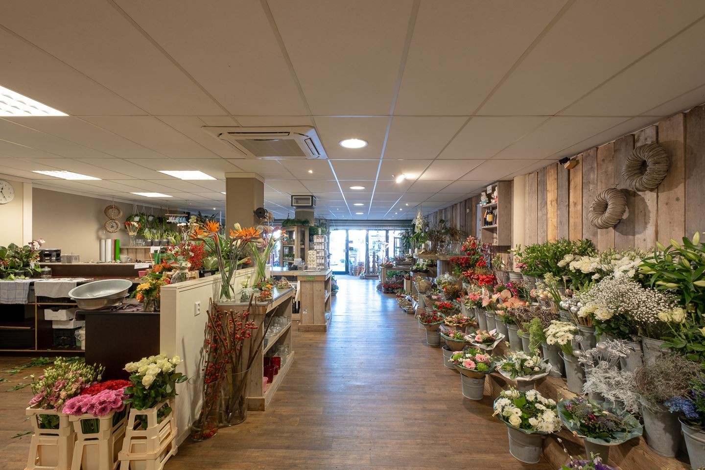 Heerestraat 32 in Roden - Winkelruimte huren