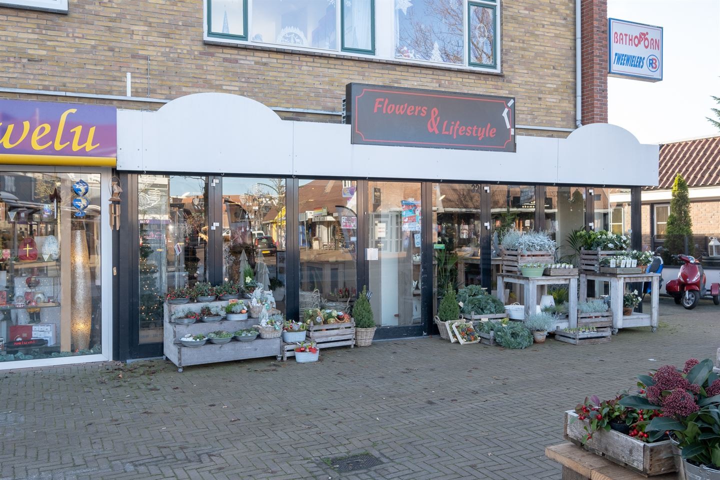 Heerestraat 32 Roden - Winkel huren