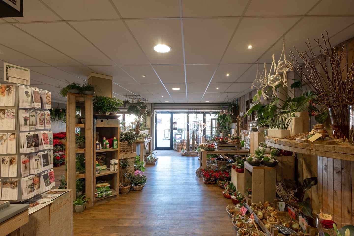 Heerestraat 32 Roden - Winkel huren