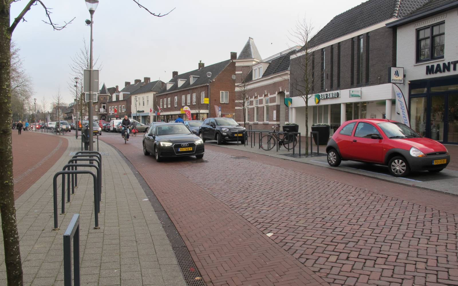 Dorpsstraat 40 Elst - Winkel huren